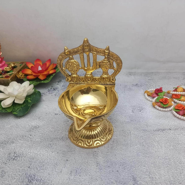 Brass Shanku Chakra Single Diya – onesilver.in