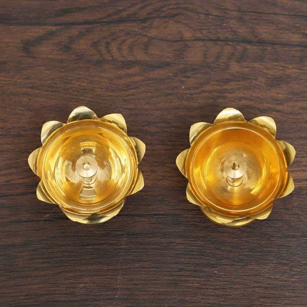 Brass Kamal Stand Devdas Deepa – onesilver.in